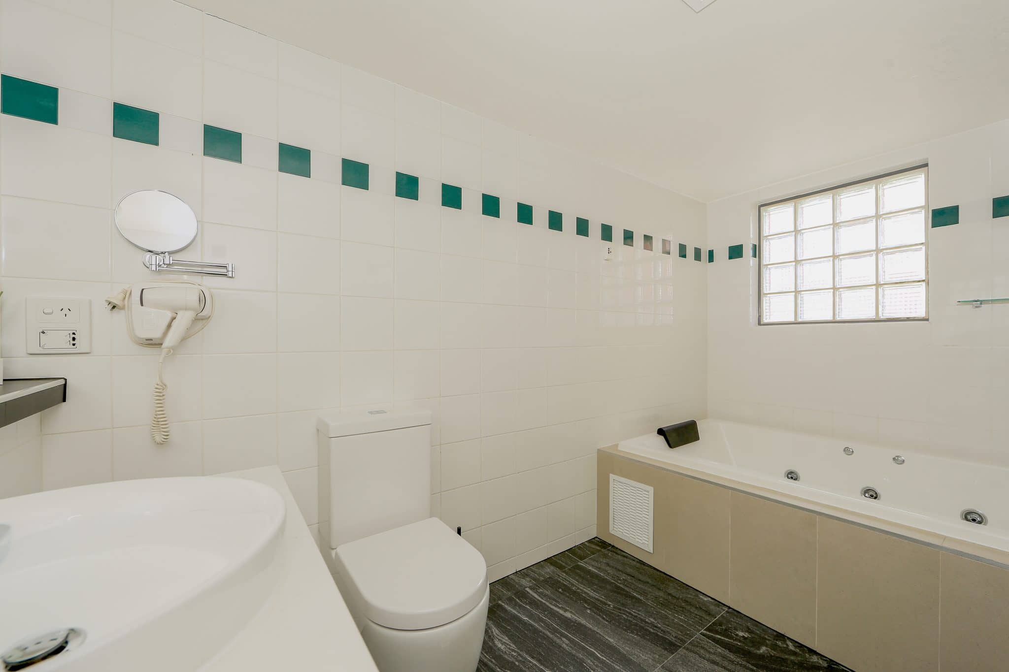 Berry Village Boutique Motel - Berry, South Coast NSW